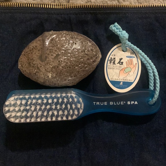 tru blue | Bath | Brand New Foot Spa Tool Brush And 1 Pumice Stone ...